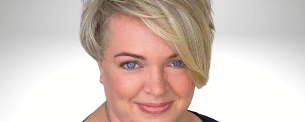 Hairstyles for Fat Faces Over 50 (2026 Trends)